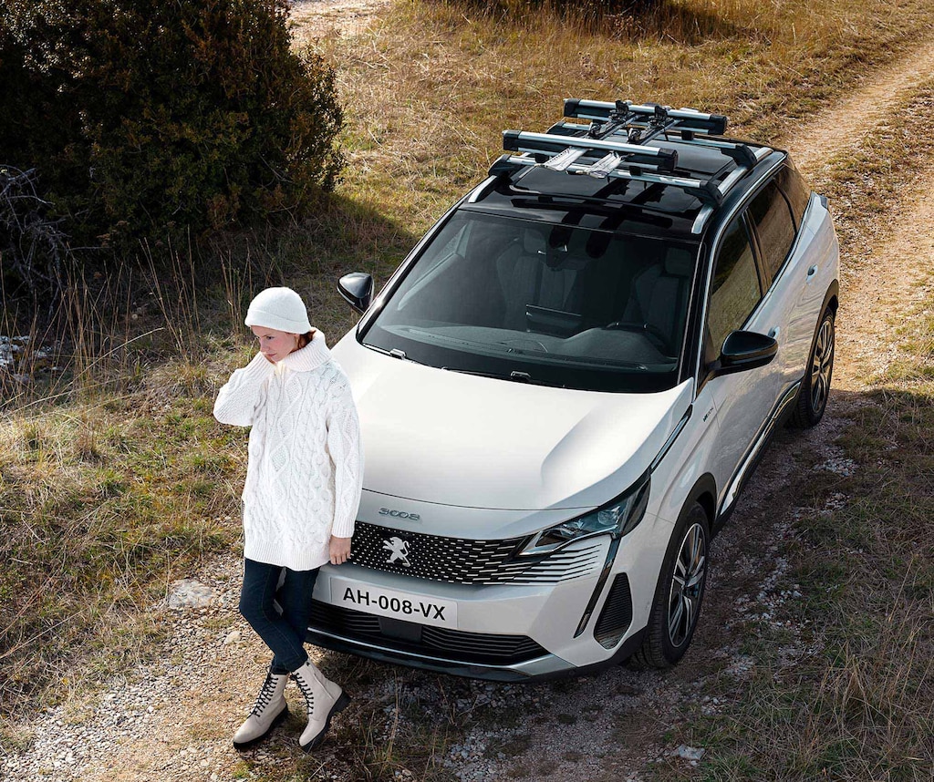 PEUGEOT 3008 HYBRID & PEUGEOT 3008 | Compact Plug-in Hybrid SUV