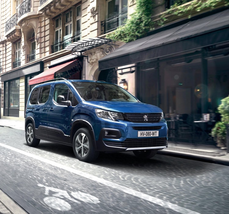 PEUGEOT RIFTER: The electric or thermal family car