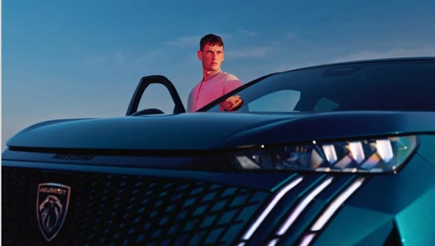 New PEUGEOT E-3008 | All-Electric | All-electric fastback compact SUV ...