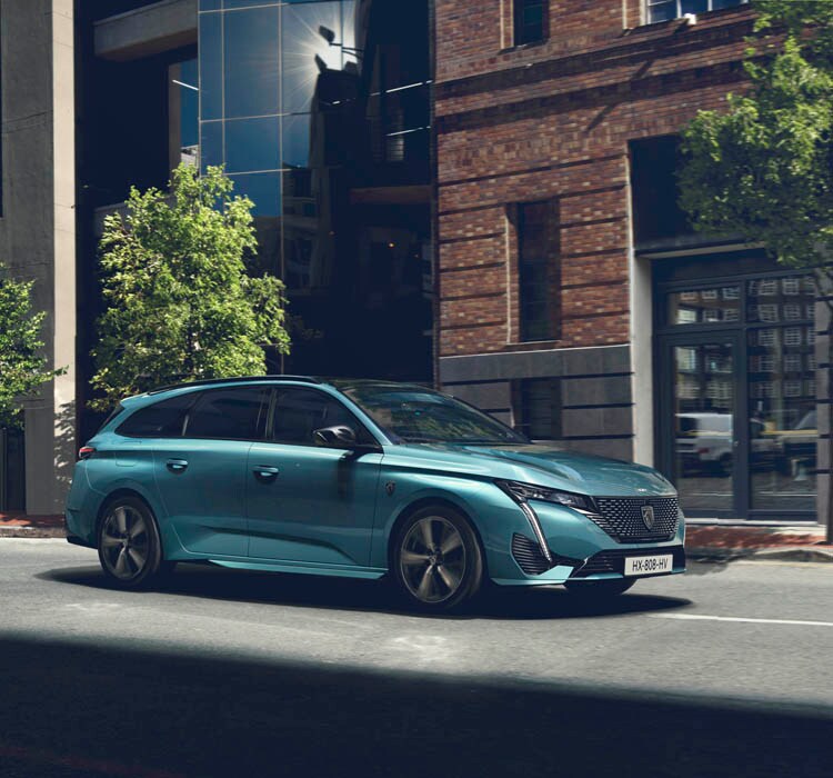 New PEUGEOT 308 SW HYBRID & 308 SW | Petrol/diesel or plug-in hybrid estate