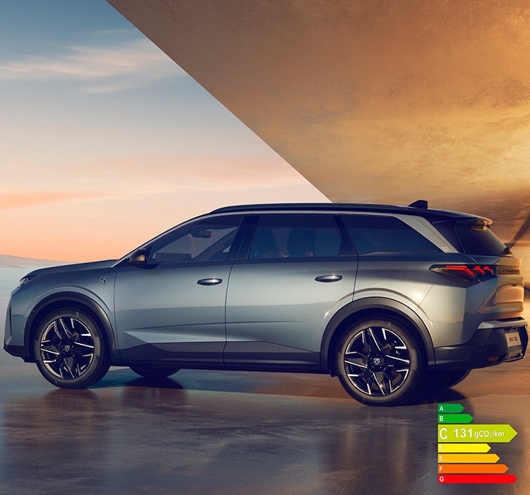 NEW PEUGEOT 5008 HYBRID