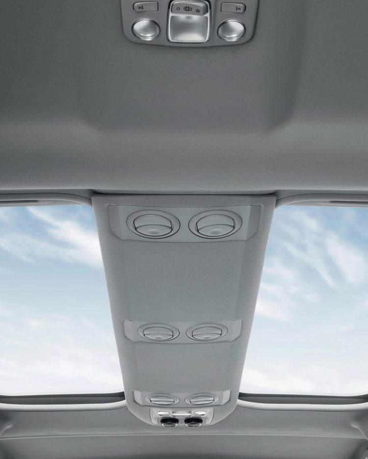 PEUGEOT e-Traveller & Traveller | The electric combispace by Peugeot